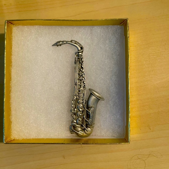 Jewelry | Vintage Saxophone Pin | Poshmark